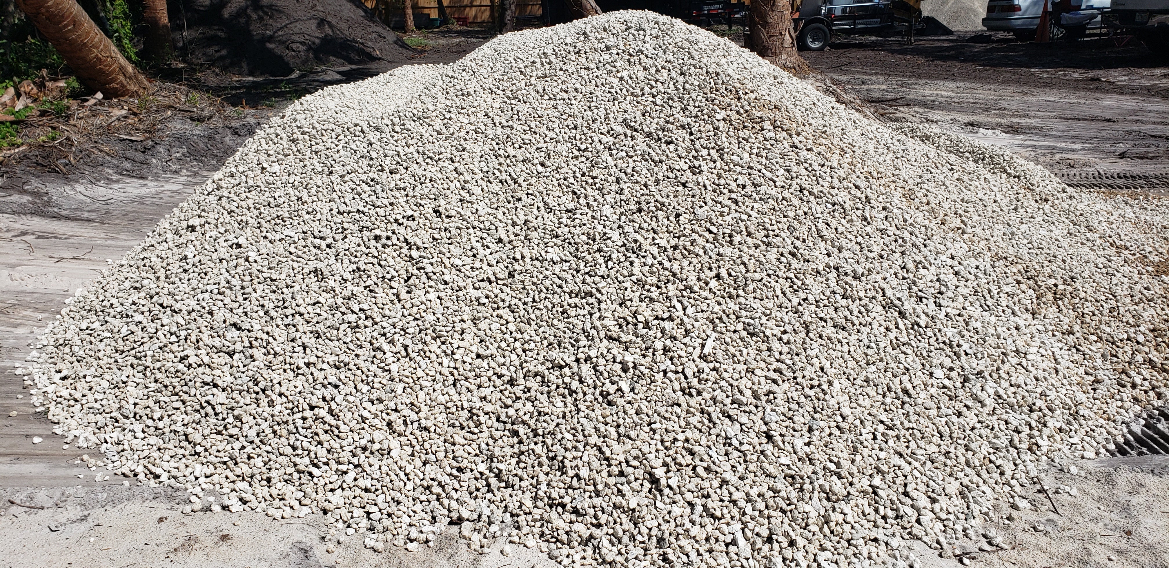 #57 Limestone Rock – Bulk (Driveways, Drainage, Construction) | Mulch ...
